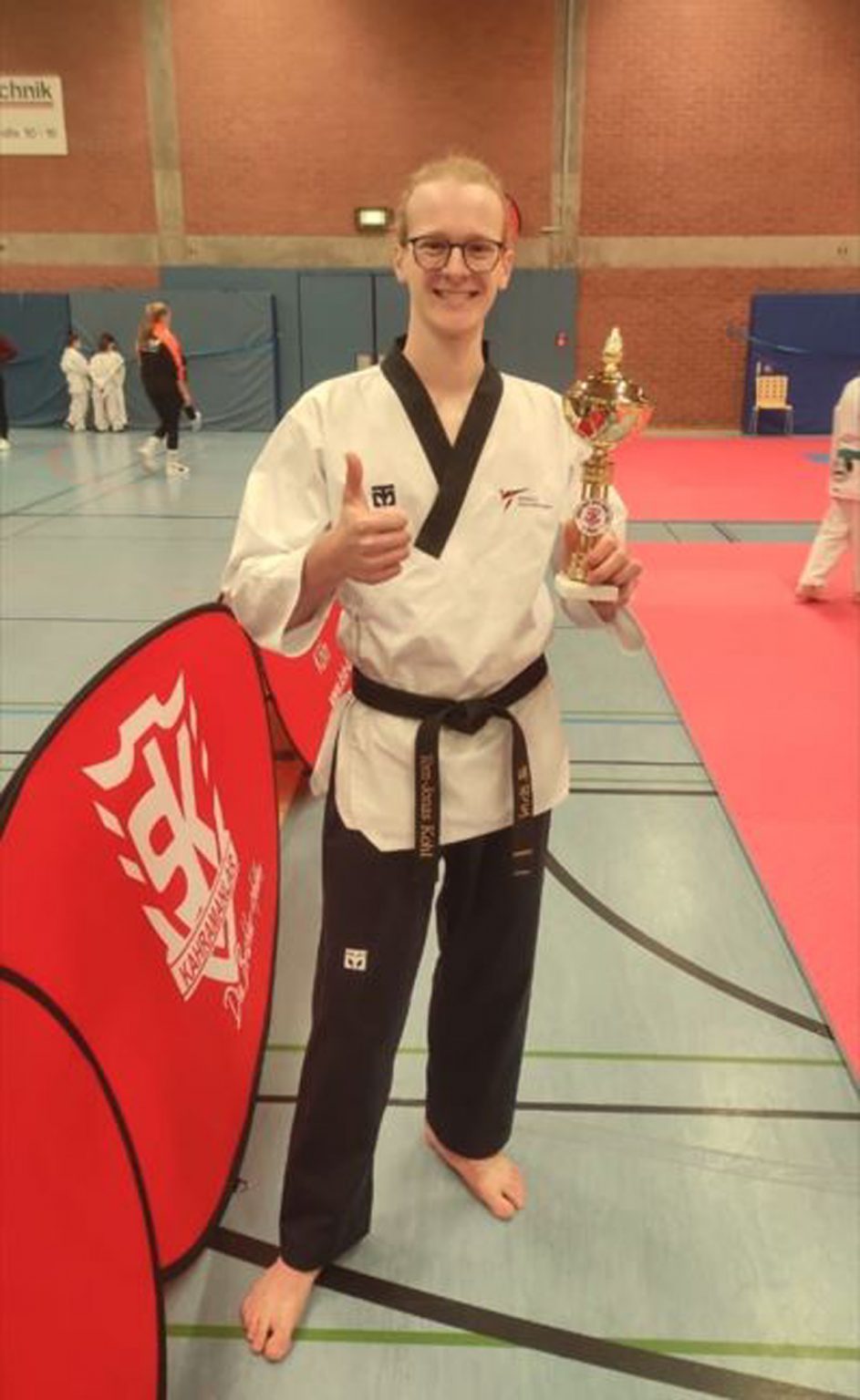 Taekwondo: Tom-Jonas Kohl mit Sieg bei Brühl Open - SGW-Homepage